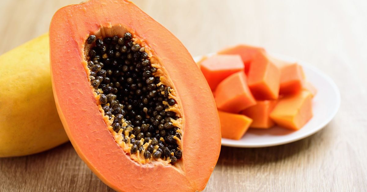 Papaya: conoce sus propiedades y cómo se come esta fruta tropical