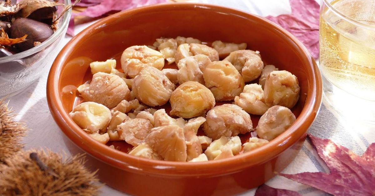 Castañas cocidas con anís, la receta tradicional casera